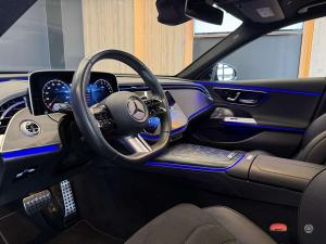 Черный Мерседес Е 300 2024 в Каунас, объемом двигателя 1.95 л и пробегом 34 тыс. км за 59990 €, фото 14 на AUTOMOTO.COM.LV