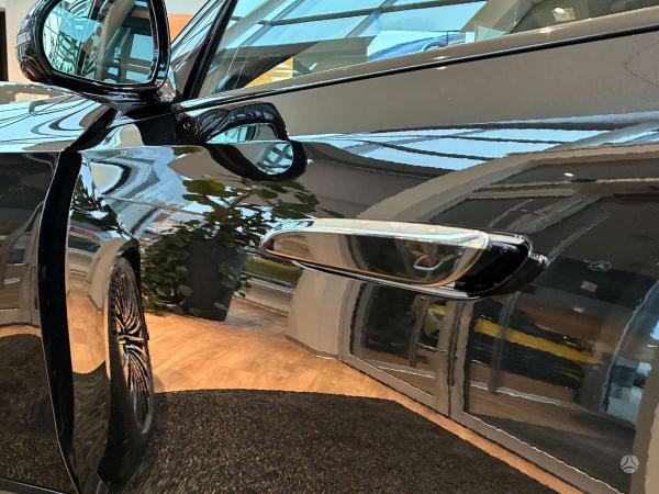 Melns Mercedes-Benz E 300 2025 Viļņa, ar dzinēja tilpumu 2.00 L un nobraukumu 20 tūkst. km par 87259 €, foto 11 vietnē AUTOMOTO.COM.LV