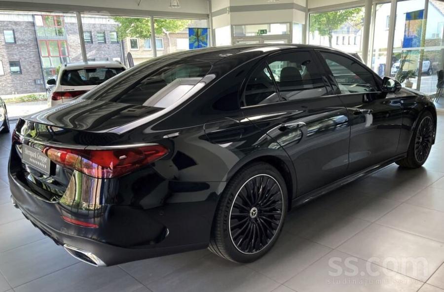 Black Mercedes-Benz E 300 2025 in Riga, with an engine capacity of 2.00 L and mileage of 22 thousand km for 76100 €, photo 3 on AUTOMOTO.COM.LV