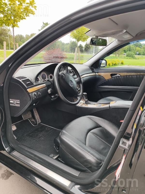 Melns Mercedes-Benz E 300 2006 Jelgava, ar dzinēja tilpumu 3.00 L un nobraukumu 313 tūkst. km par 5900 €, foto 6 vietnē AUTOMOTO.COM.LV