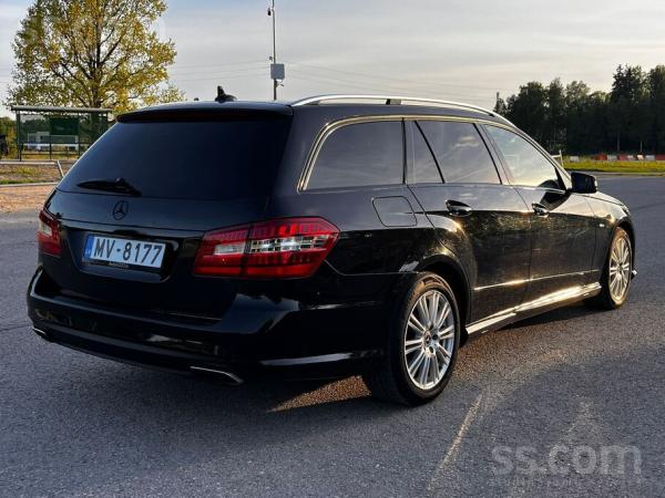 Черный Мерседес Е 300 2010 в Рига, объемом двигателя 3.00 л и пробегом 326 тыс. км за 7400 €, фото 5 на AUTOMOTO.COM.LV
