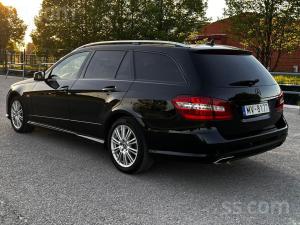 Черный Мерседес Е 300 2010 в Рига, объемом двигателя 3.00 л и пробегом 326 тыс. км за 7400 €, фото 8 на AUTOMOTO.COM.LV
