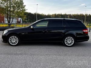 Черный Мерседес Е 300 2010 в Рига, объемом двигателя 3.00 л и пробегом 326 тыс. км за 7400 €, фото 9 на AUTOMOTO.COM.LV