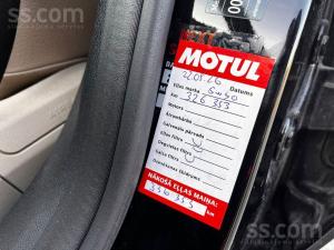 Черный Мерседес Е 300 2010 в Рига, объемом двигателя 3.00 л и пробегом 326 тыс. км за 7400 €, фото 28 на AUTOMOTO.COM.LV