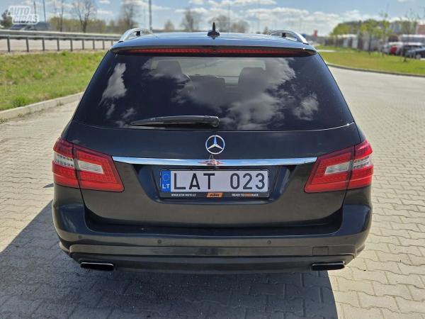 Melns Mercedes-Benz E 300 2011 Viļņa, ar dzinēja tilpumu 3.00 L un nobraukumu 460 tūkst. km par 5450 €, foto 7 vietnē AUTOMOTO.COM.LV