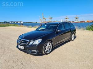 Melns Mercedes-Benz E 300 2011 Rīga, ar dzinēja tilpumu 3.00 L un nobraukumu 220 tūkst. km par 10390 €, foto 3 vietnē AUTOMOTO.COM.LV