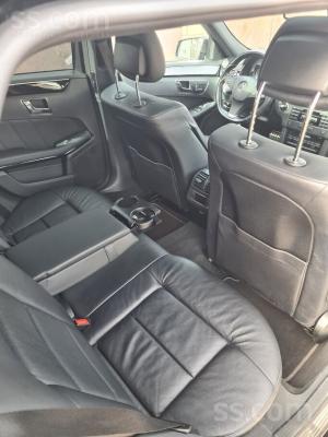 Melns Mercedes-Benz E 300 2011 Rīga, ar dzinēja tilpumu 3.00 L un nobraukumu 220 tūkst. km par 10390 €, foto 9 vietnē AUTOMOTO.COM.LV