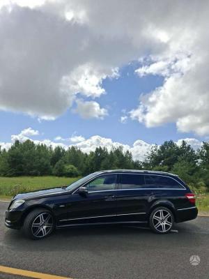 Melns Mercedes-Benz E 300 2011 Klaipėda, ar dzinēja tilpumu 2.99 L un nobraukumu 437 tūkst. km par 5900 €, foto 5 vietnē AUTOMOTO.COM.LV