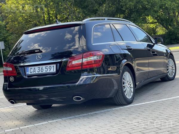 Black Mercedes-Benz E 300 2012 in Jurmala, with an engine capacity of 3.00 L and mileage of 0 thousand km for 6490 €, photo 2 on AUTOMOTO.COM.LV