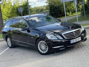 Черный Мерседес Е 300 2012 в Юрмала, объемом двигателя 3.00 л и пробегом 280 тыс. км за 6490 €, фото 18 на AUTOMOTO.COM.LV