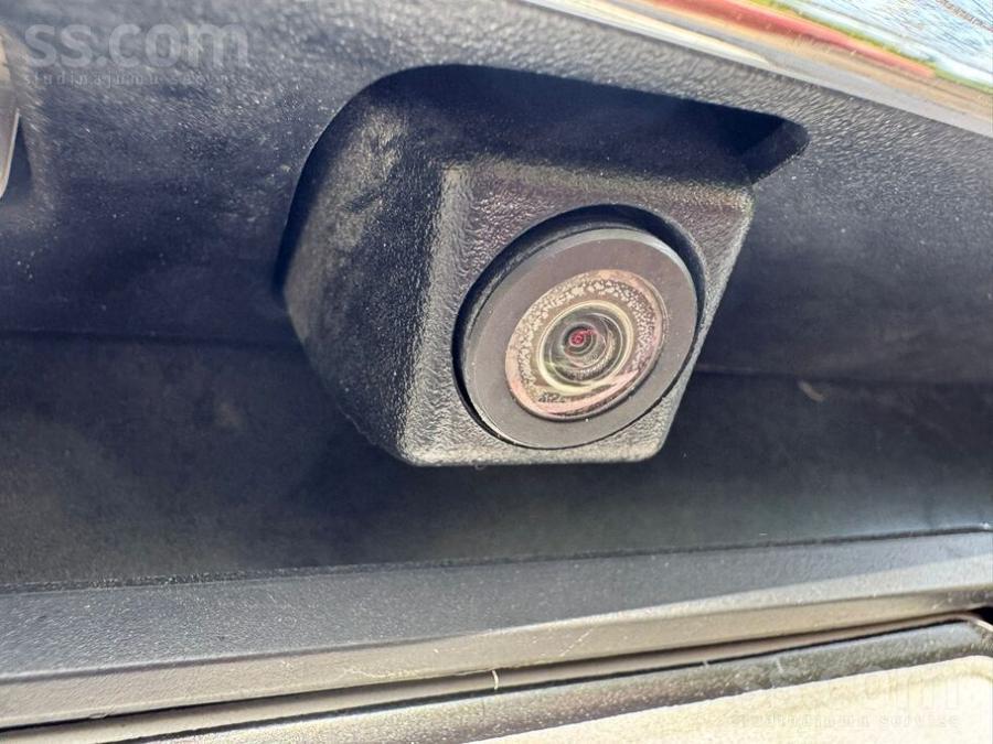 Melns Mercedes-Benz E 300 2013 Rīga, ar dzinēja tilpumu 2.20 L un nobraukumu 0 tūkst. km par 11300 €, foto 29 vietnē AUTOMOTO.COM.LV