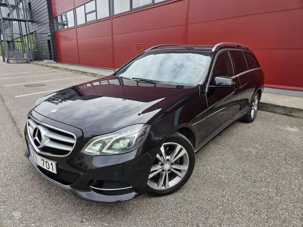 Melns Mercedes-Benz E 300 2013 Kauņa, ar dzinēja tilpumu 2.99 L un nobraukumu 361 tūkst. km par 7700 €, foto 6 vietnē AUTOMOTO.COM.LV