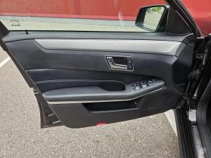 Black Mercedes-Benz E 300 2013 in Kaunas, with an engine capacity of 2.99 L and mileage of 361 thousand km for 7700 €, photo 29 on AUTOMOTO.COM.LV