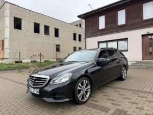 Черный Мерседес Е 300 2014 в Каунас, объемом двигателя 2.14 л и пробегом 310 тыс. км за 5650 €, фото  на AUTOMOTO.COM.LV