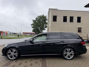 Melns Mercedes-Benz E 300 2014 Kauņa, ar dzinēja tilpumu 2.14 L un nobraukumu 310 tūkst. km par 5650 €, foto 7 vietnē AUTOMOTO.COM.LV