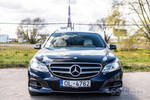 Черный Мерседес Е 300 2015 в Рига, объемом двигателя 3.00 л и пробегом 310 тыс. км за 13590 €, фото 4 на AUTOMOTO.COM.LV