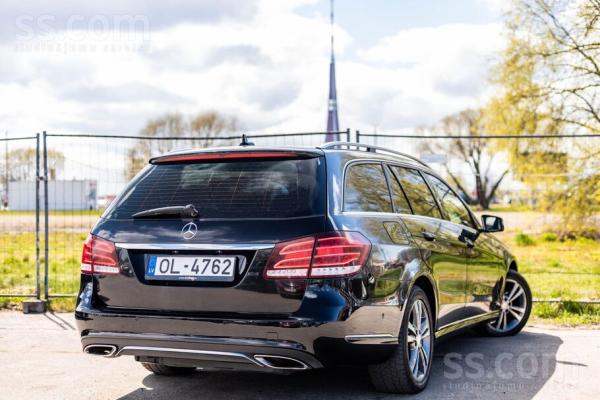 Черный Мерседес Е 300 2015 в Рига, объемом двигателя 3.00 л и пробегом 310 тыс. км за 13590 €, фото 6 на AUTOMOTO.COM.LV
