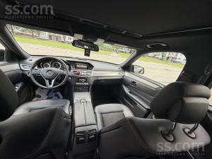 Черный Мерседес Е 300 2015 в Рига, объемом двигателя 3.00 л и пробегом 294 тыс. км за 9600 €, фото 11 на AUTOMOTO.COM.LV