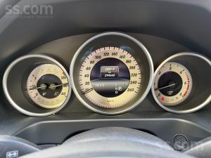 Черный Мерседес Е 300 2015 в Рига, объемом двигателя 3.00 л и пробегом 295 тыс. км за 8600 €, фото 12 на AUTOMOTO.COM.LV
