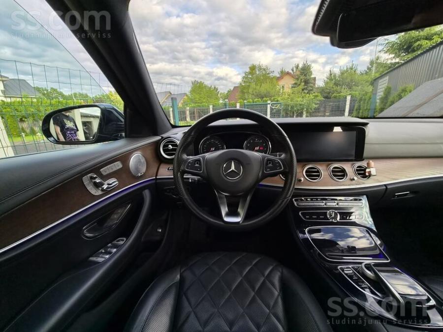 Black Mercedes-Benz E 300 2017 in Riga, with an engine capacity of 3.00 L and mileage of 190 thousand km for 28000 €, photo 23 on AUTOMOTO.COM.LV