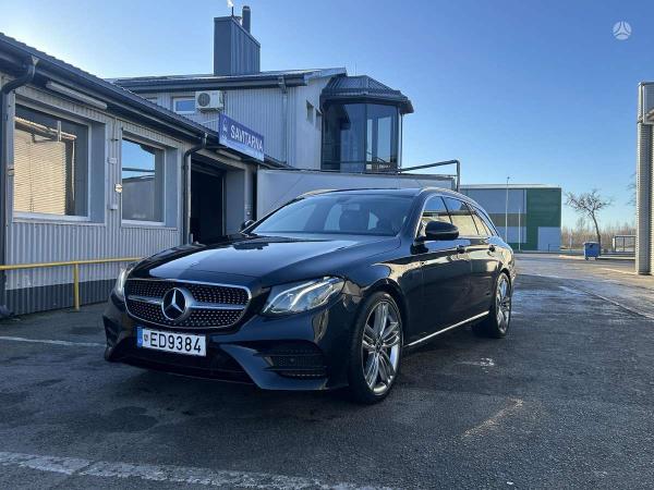 Black Mercedes-Benz E 300 2019 in Siauliai, with an engine capacity of 2.00 L and mileage of 280 thousand km for 12900 €, photo 1 on AUTOMOTO.COM.LV