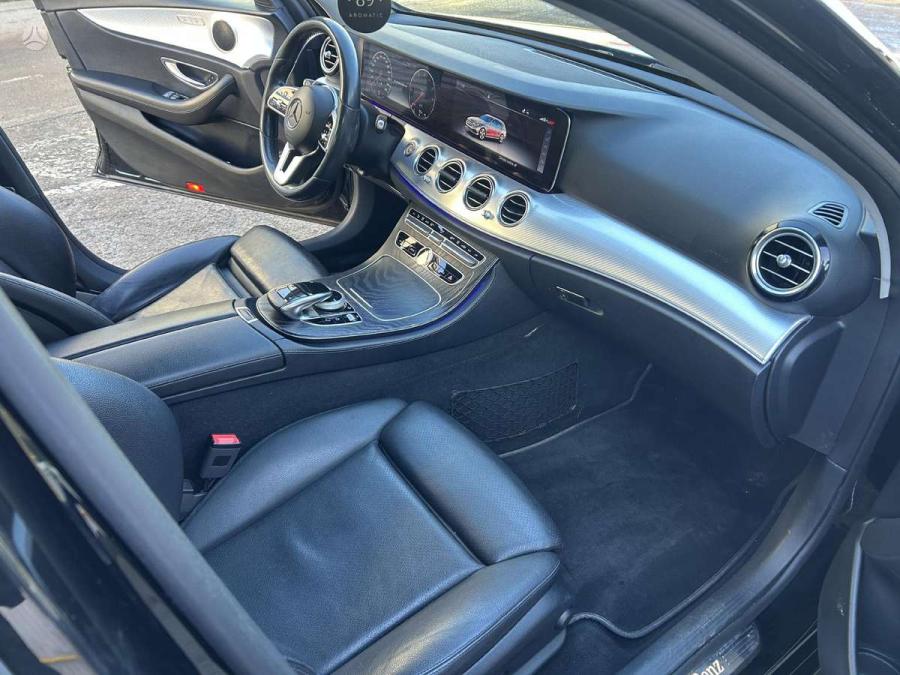Melns Mercedes-Benz E 300 2019 Šauļi, ar dzinēja tilpumu 2.00 L un nobraukumu 280 tūkst. km par 12900 €, foto 11 vietnē AUTOMOTO.COM.LV