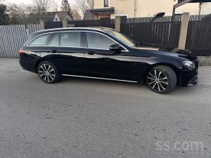 Black Mercedes-Benz E 300 2019 in Jurmala, with an engine capacity of 2.00 L and mileage of 440 thousand km for 15000 €, photo  on AUTOMOTO.COM.LV