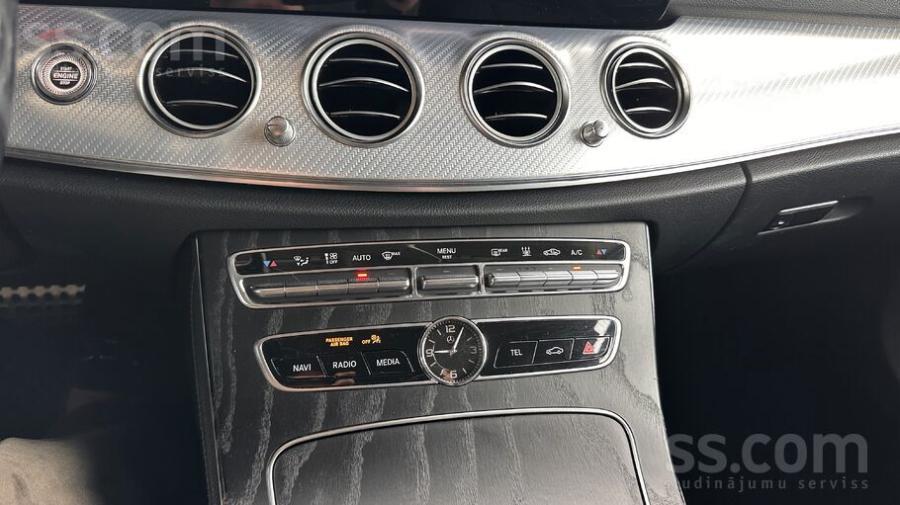 Melns Mercedes-Benz E 300 2019 Jūrmala, ar dzinēja tilpumu 2.00 L un nobraukumu 440 tūkst. km par 15000 €, foto 21 vietnē AUTOMOTO.COM.LV