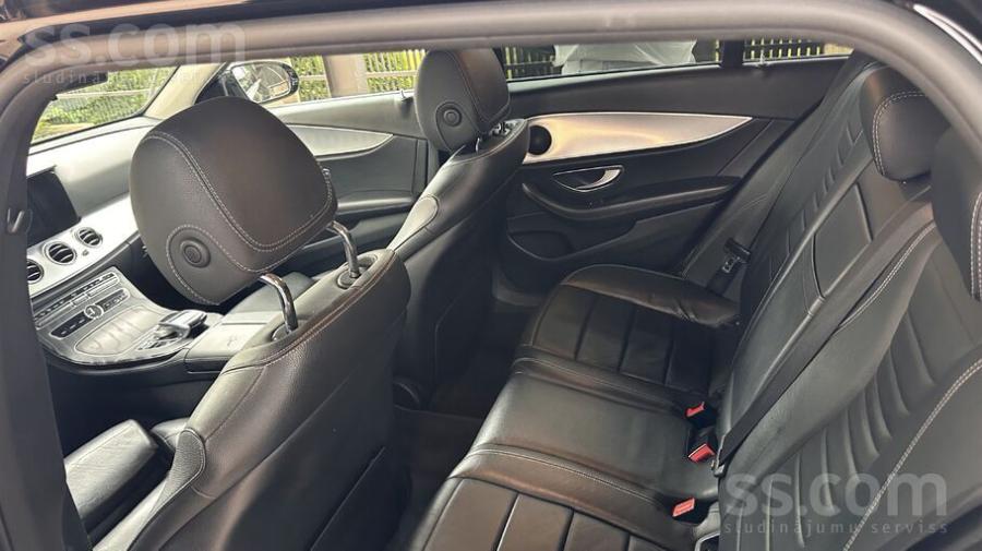 Melns Mercedes-Benz E 300 2019 Jūrmala, ar dzinēja tilpumu 2.00 L un nobraukumu 440 tūkst. km par 15000 €, foto 27 vietnē AUTOMOTO.COM.LV