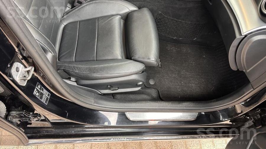 Melns Mercedes-Benz E 300 2019 Jūrmala, ar dzinēja tilpumu 2.00 L un nobraukumu 440 tūkst. km par 15000 €, foto 30 vietnē AUTOMOTO.COM.LV