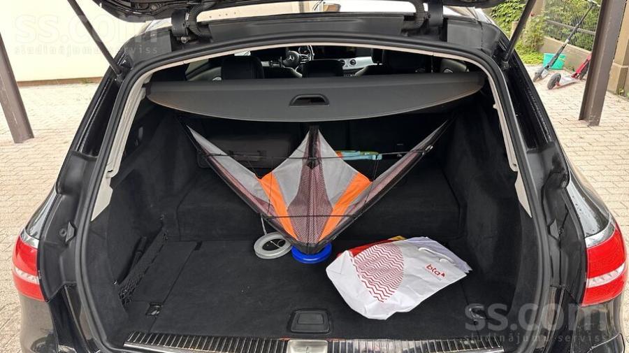 Melns Mercedes-Benz E 300 2019 Jūrmala, ar dzinēja tilpumu 2.00 L un nobraukumu 440 tūkst. km par 15000 €, foto 32 vietnē AUTOMOTO.COM.LV