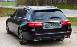 Black Mercedes-Benz E 300 2019 in Kretinga, with an engine capacity of 1.95 L and mileage of 273 thousand km for 16999 €, photo 14 on AUTOMOTO.COM.LV
