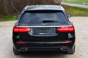Black Mercedes-Benz E 300 2019 in Kretinga, with an engine capacity of 1.95 L and mileage of 273 thousand km for 16999 €, photo 16 on AUTOMOTO.COM.LV