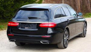 Black Mercedes-Benz E 300 2019 in Kretinga, with an engine capacity of 1.95 L and mileage of 273 thousand km for 16999 €, photo 17 on AUTOMOTO.COM.LV