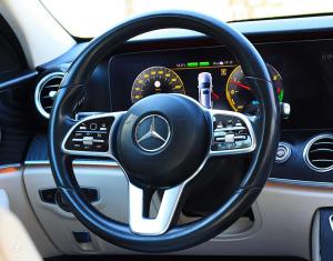 Black Mercedes-Benz E 300 2019 in Kretinga, with an engine capacity of 1.95 L and mileage of 273 thousand km for 16999 €, photo 35 on AUTOMOTO.COM.LV