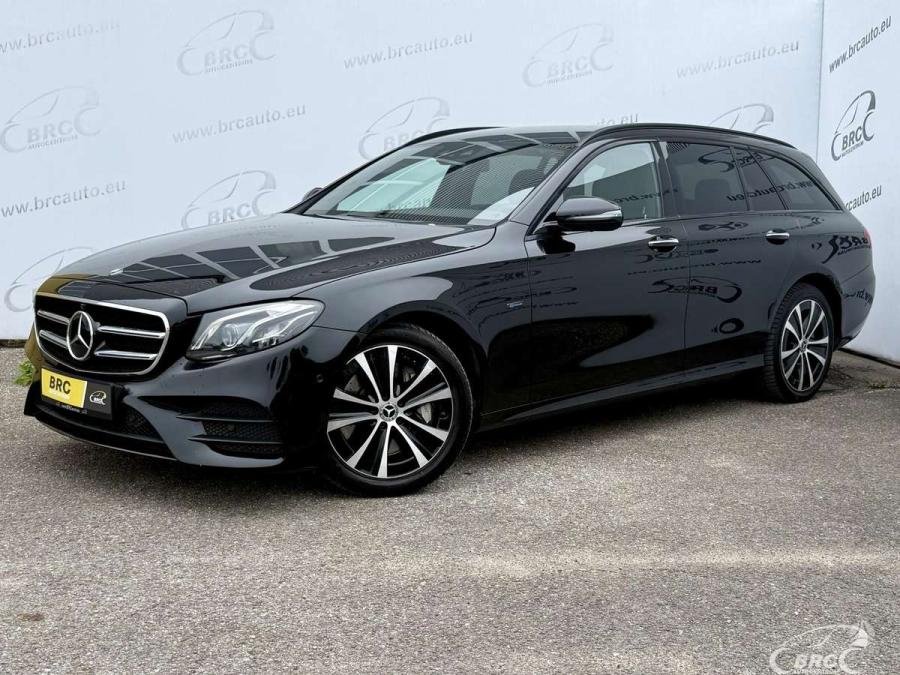 Melns Mercedes-Benz E 300 2019 Klaipėda, ar dzinēja tilpumu 1.95 L un nobraukumu 169 tūkst. km par 21500 €, foto 1 vietnē AUTOMOTO.COM.LV