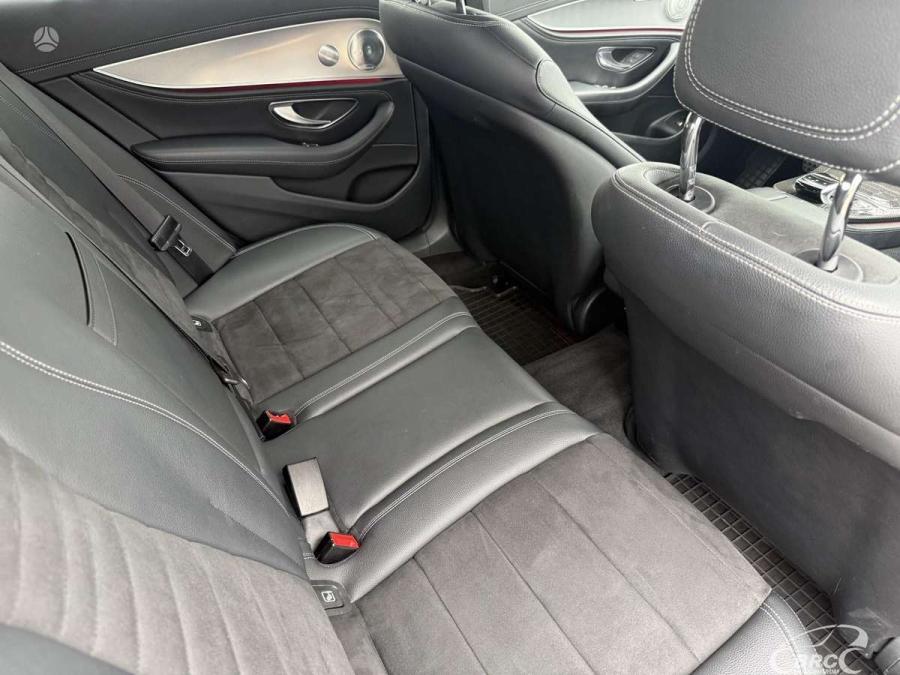 Melns Mercedes-Benz E 300 2019 Klaipėda, ar dzinēja tilpumu 1.95 L un nobraukumu 169 tūkst. km par 21500 €, foto 13 vietnē AUTOMOTO.COM.LV