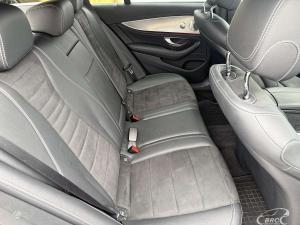 Melns Mercedes-Benz E 300 2019 Klaipėda, ar dzinēja tilpumu 1.95 L un nobraukumu 169 tūkst. km par 21500 €, foto 14 vietnē AUTOMOTO.COM.LV