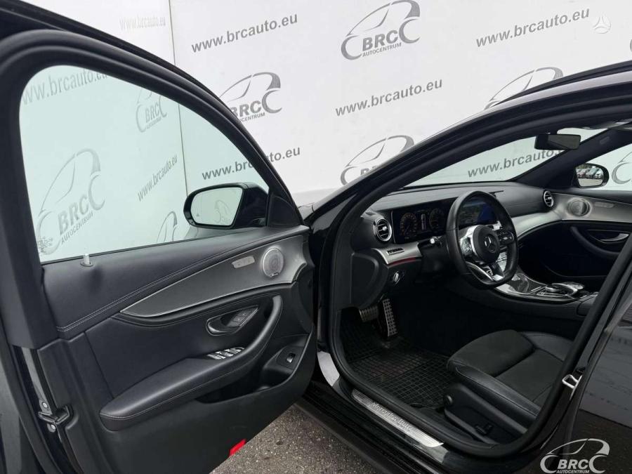 Melns Mercedes-Benz E 300 2019 Klaipėda, ar dzinēja tilpumu 1.95 L un nobraukumu 169 tūkst. km par 21500 €, foto 19 vietnē AUTOMOTO.COM.LV