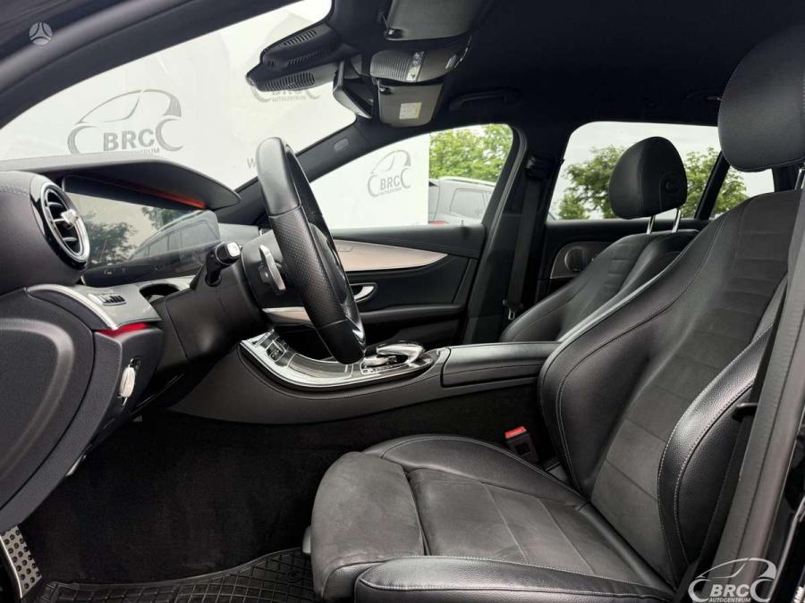 Melns Mercedes-Benz E 300 2019 Klaipėda, ar dzinēja tilpumu 1.95 L un nobraukumu 169 tūkst. km par 21500 €, foto 23 vietnē AUTOMOTO.COM.LV