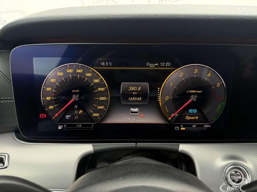 Melns Mercedes-Benz E 300 2019 Klaipėda, ar dzinēja tilpumu 1.95 L un nobraukumu 169 tūkst. km par 21500 €, foto 26 vietnē AUTOMOTO.COM.LV