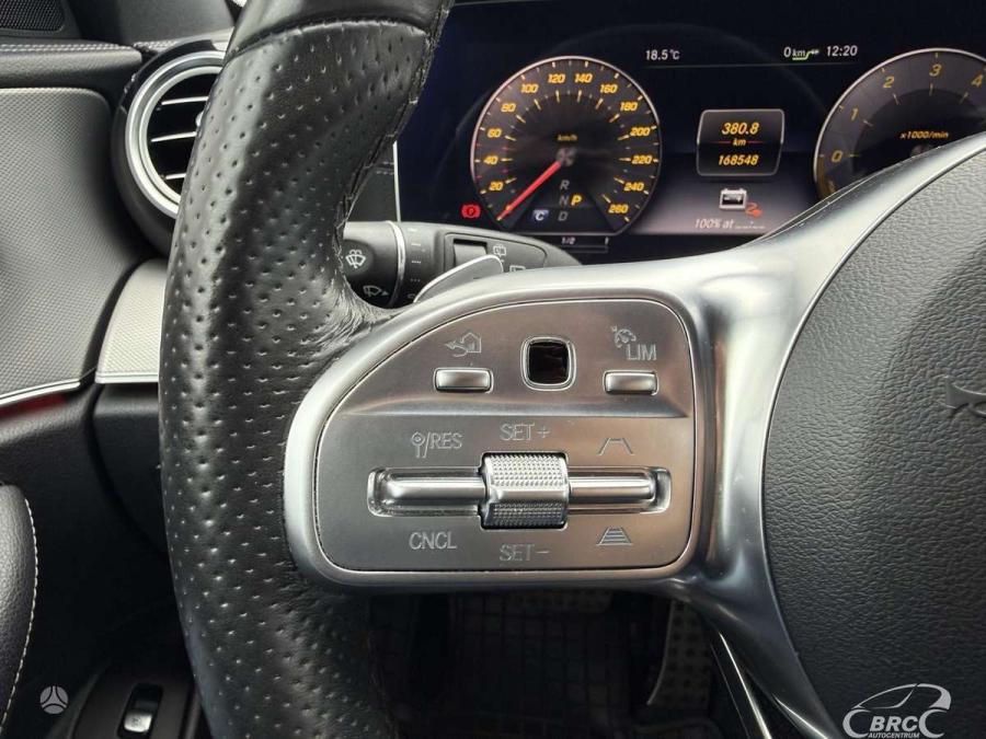 Melns Mercedes-Benz E 300 2019 Klaipėda, ar dzinēja tilpumu 1.95 L un nobraukumu 169 tūkst. km par 21500 €, foto 27 vietnē AUTOMOTO.COM.LV