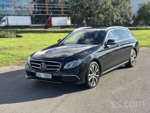 Black Mercedes-Benz E 300 2019 in Riga, with an engine capacity of 2.00 L and mileage of 400 thousand km for 14400 €, photo  on AUTOMOTO.COM.LV