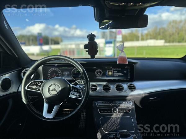 Black Mercedes-Benz E 300 2019 in Riga, with an engine capacity of 2.00 L and mileage of 400 thousand km for 14400 €, photo 8 on AUTOMOTO.COM.LV