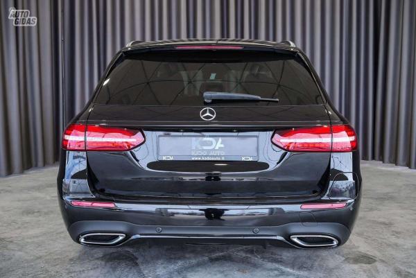 Melns Mercedes-Benz E 300 2020 Marijampole, ar dzinēja tilpumu 2.00 L un nobraukumu 212 tūkst. km par 24350 €, foto 10 vietnē AUTOMOTO.COM.LV