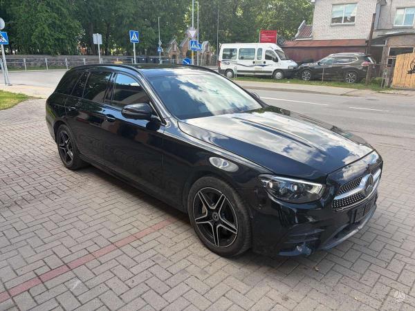 Черный Мерседес Е 300 2020 в Каунас, объемом двигателя 1.95 л и пробегом 176 тыс. км за 18300 €, фото 7 на AUTOMOTO.COM.LV