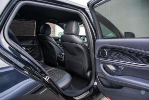 Black Mercedes-Benz E 300 2020 in Marijampole, with an engine capacity of 1.95 L and mileage of 204 thousand km for 23950 €, photo 38 on AUTOMOTO.COM.LV