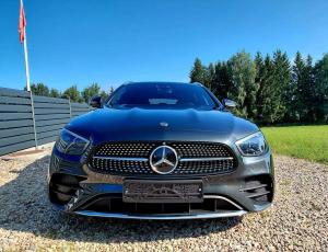 Black Mercedes-Benz E 300 2020 in Vilkaviskis, with an engine capacity of 1.95 L and mileage of 221 thousand km for 21800 €, photo 20 on AUTOMOTO.COM.LV