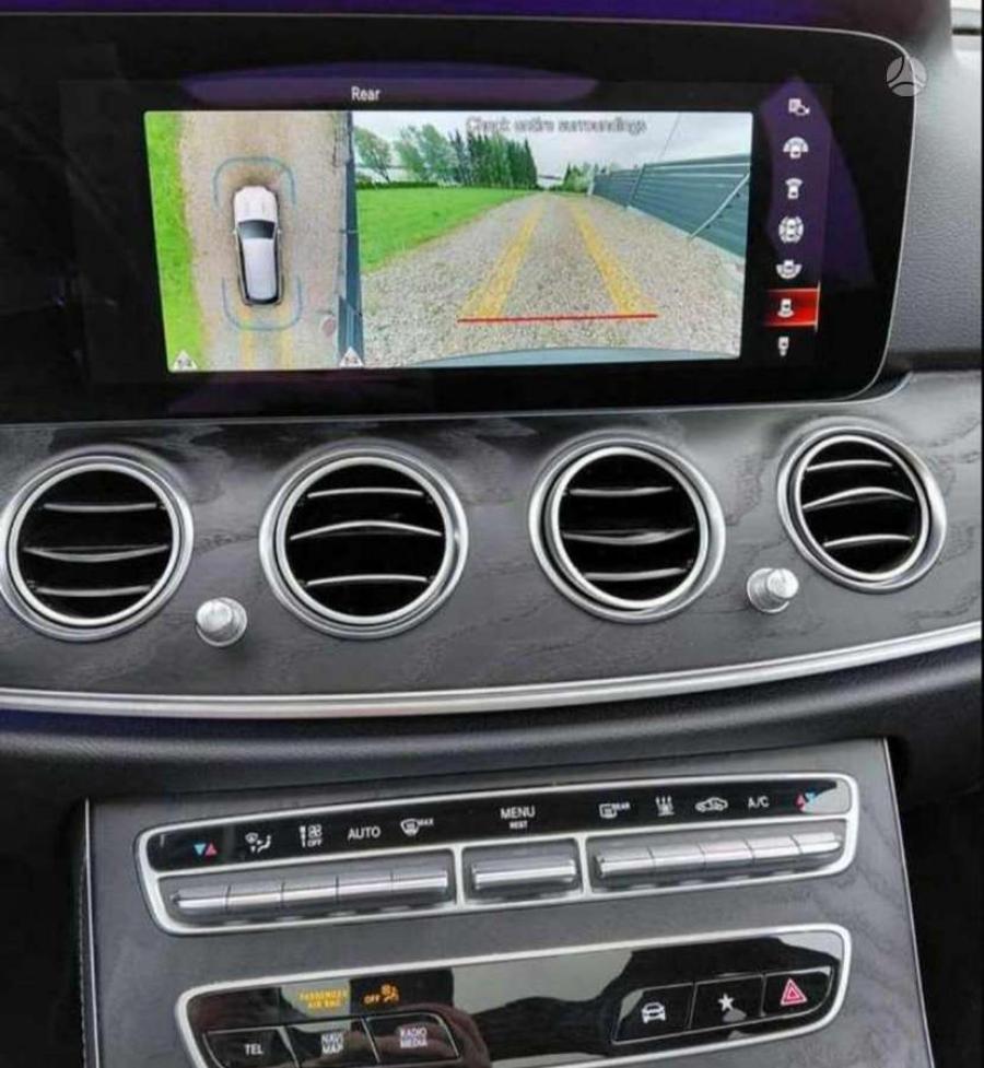 Black Mercedes-Benz E 300 2020 in Vilkaviskis, with an engine capacity of 1.95 L and mileage of 221 thousand km for 21800 €, photo 30 on AUTOMOTO.COM.LV
