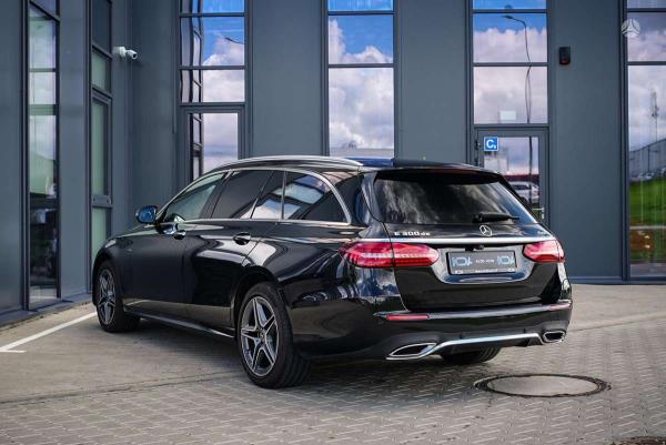 Melns Mercedes-Benz E 300 2020 Kauņa, ar dzinēja tilpumu 1.95 L un nobraukumu 204 tūkst. km par 23450 €, foto 9 vietnē AUTOMOTO.COM.LV